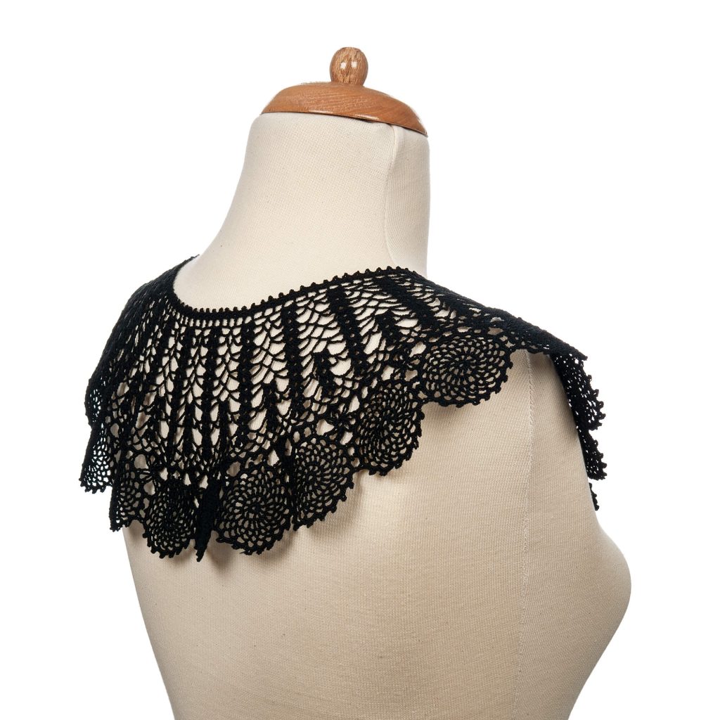 Vintage Style Detachable Handmade Black Crochet Peter Pan Collar ...